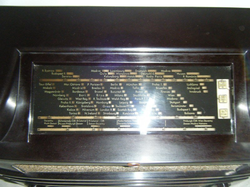 Philips Arioso 461A - Československé historické radiopřijímače Tesla